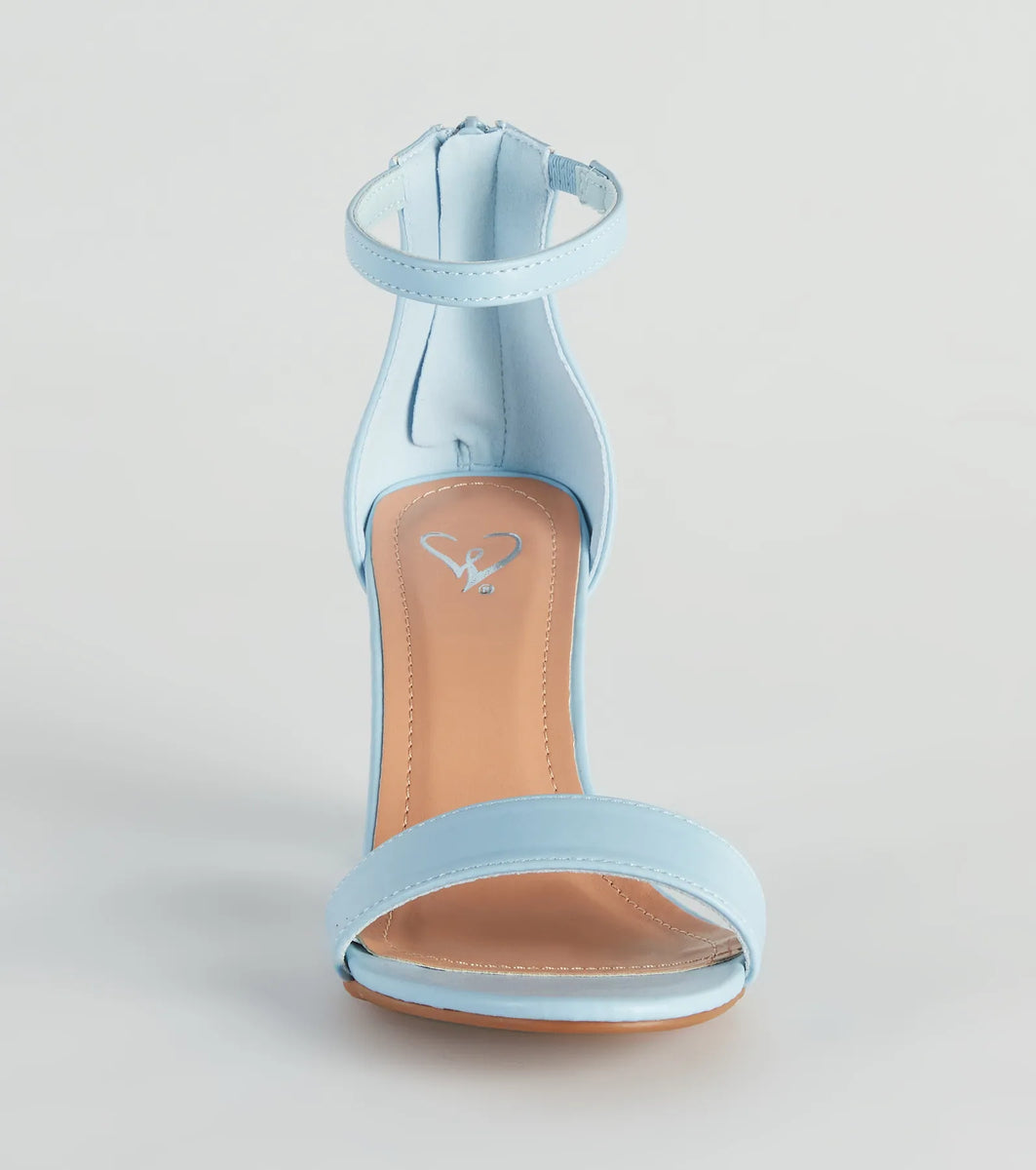 Take A Spin Chic Basic Block Heels & Windsor