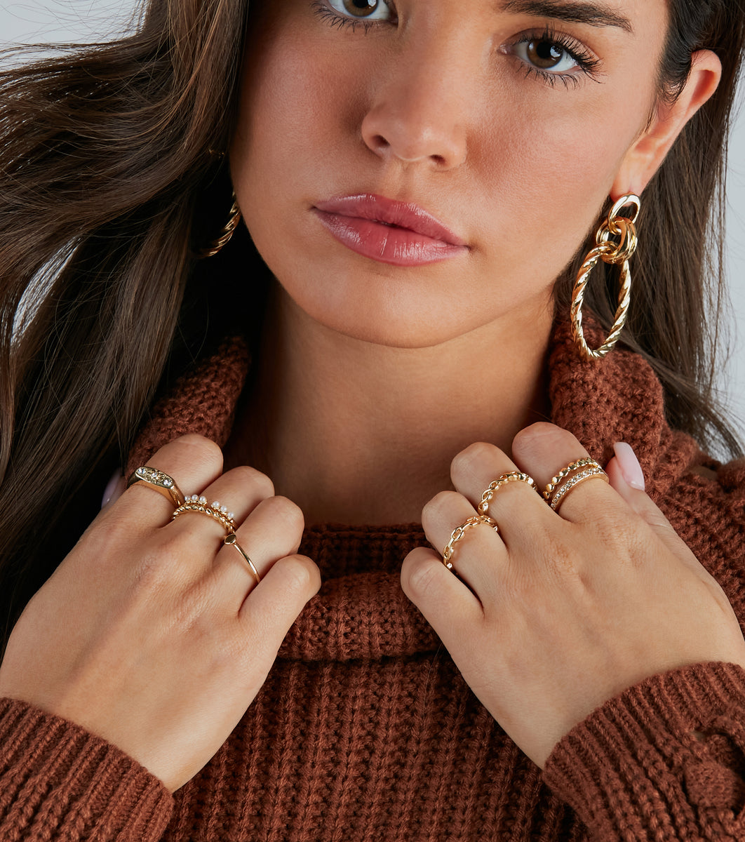 Luminous Shine Statement Eight-Pack Ring Set & Windsor