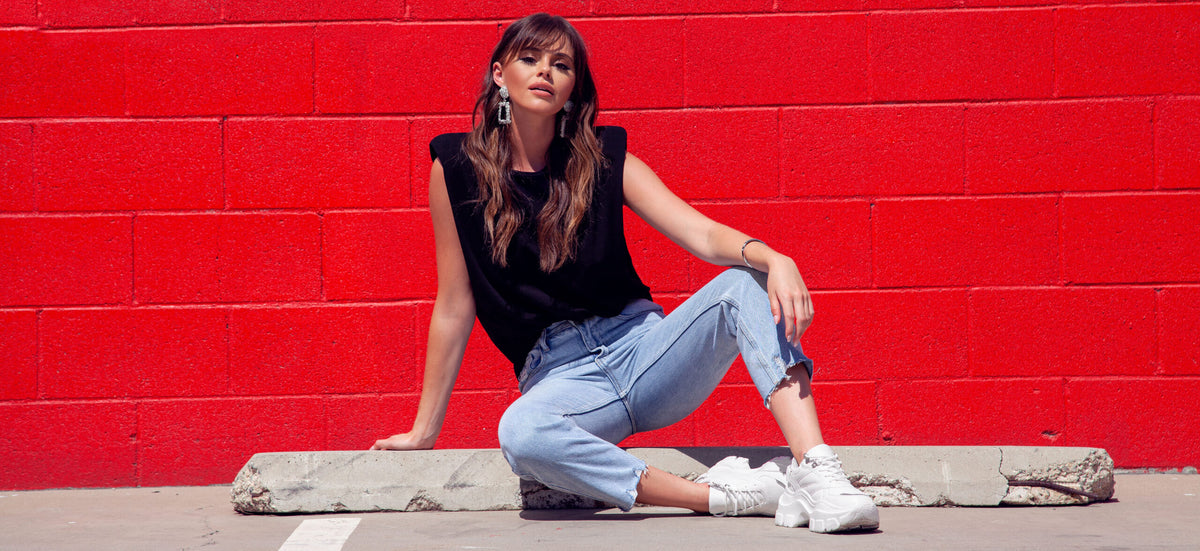 6 Outfit Ideas Inspired by Top Streaming Shows [2020 Fall Oufit Inspo ...