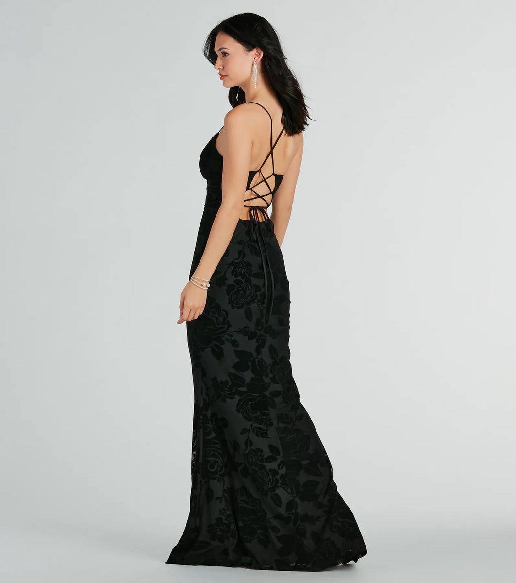 Aly Formal Floral Velvet Lace-Up Mermaid Dress & Windsor