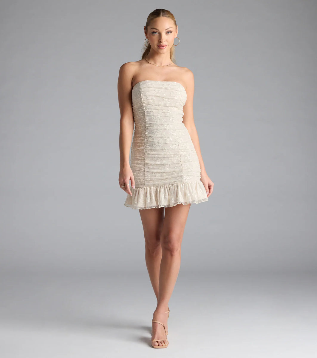 Romance Dreamer Strapless Bodycon Lace Mini Dress & Windsor