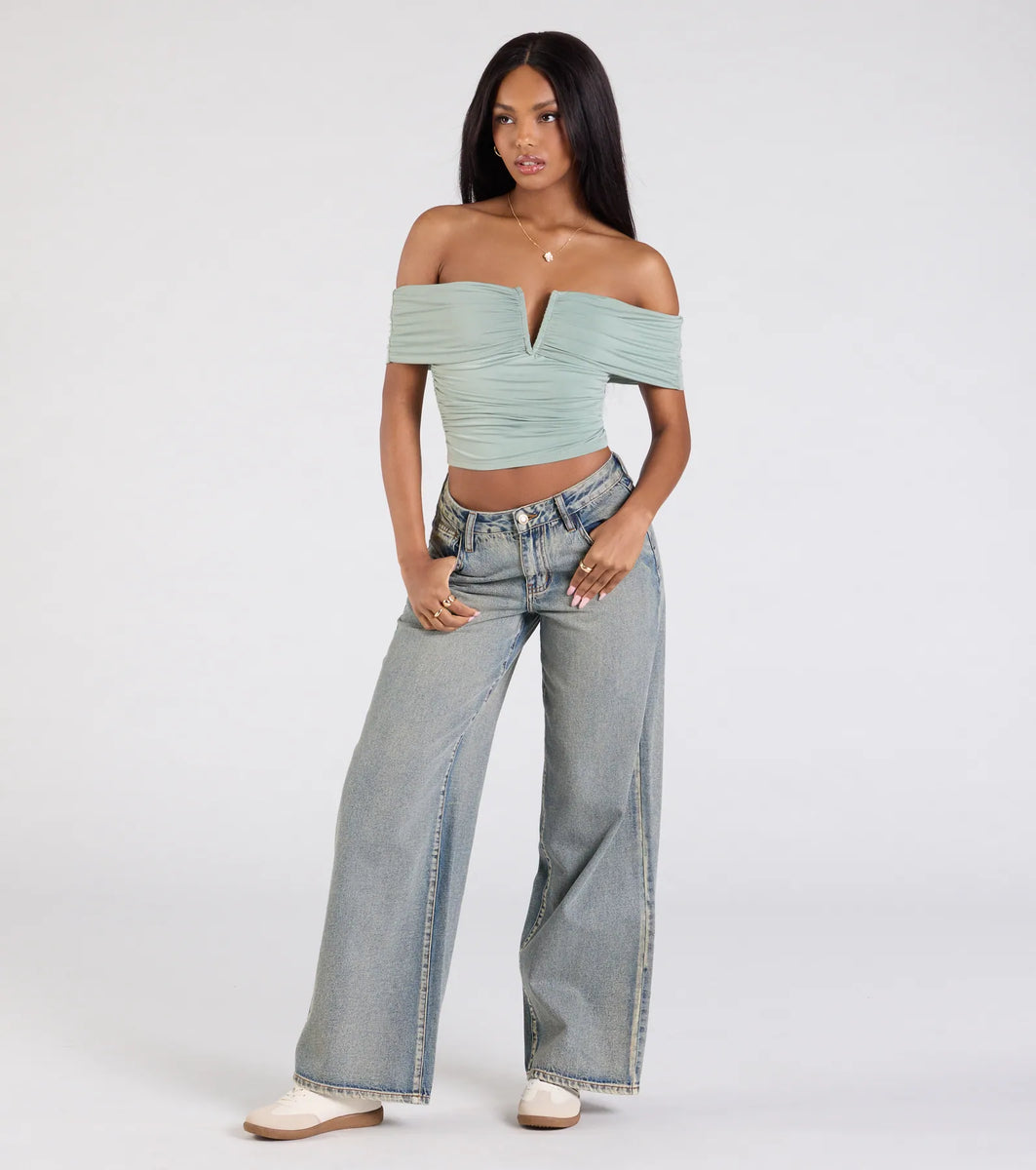 Chic Alert Off-The-Shoulder Crop Top & Windsor