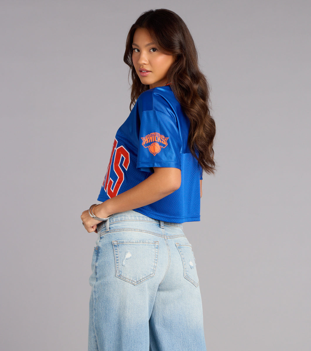 Ultra Game NBA New York Knicks Crop Top & Windsor
