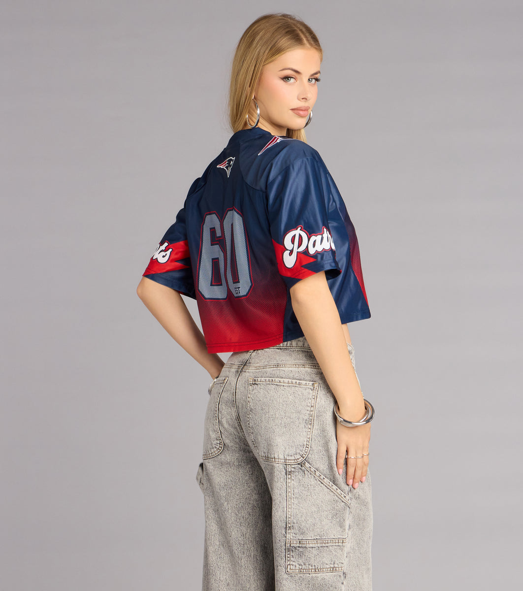 Ultra Game NFL New England Patriots Mesh Crop Top & Windsor