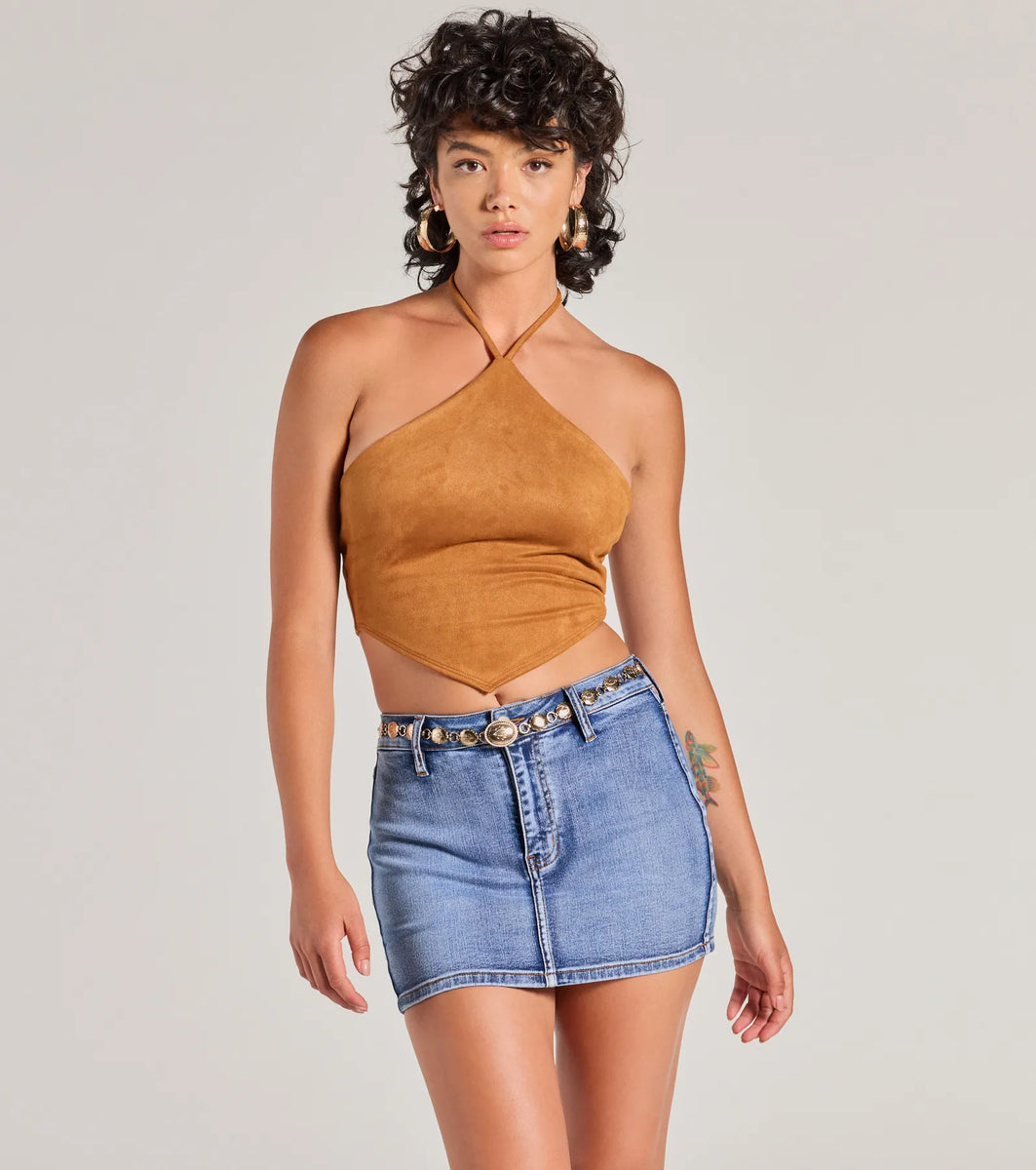 Western Trend Hanky Hem Halter Crop Top & Windsor