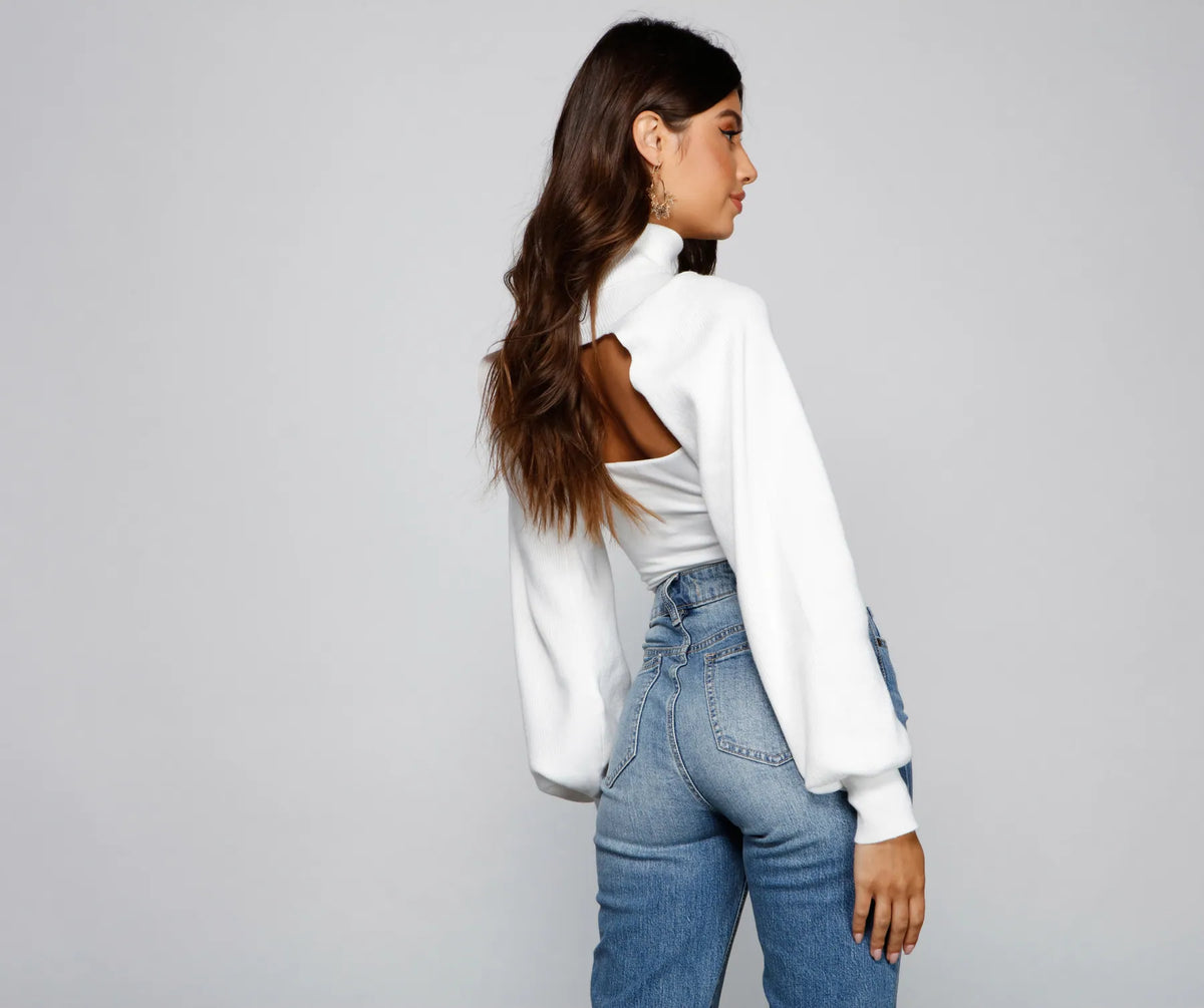 Trendy-Chic Long Sleeve Cropped Topper & Windsor