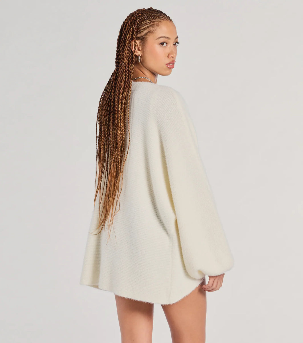 Cuddle Weather Eyelash Knit Cardigan & Windsor