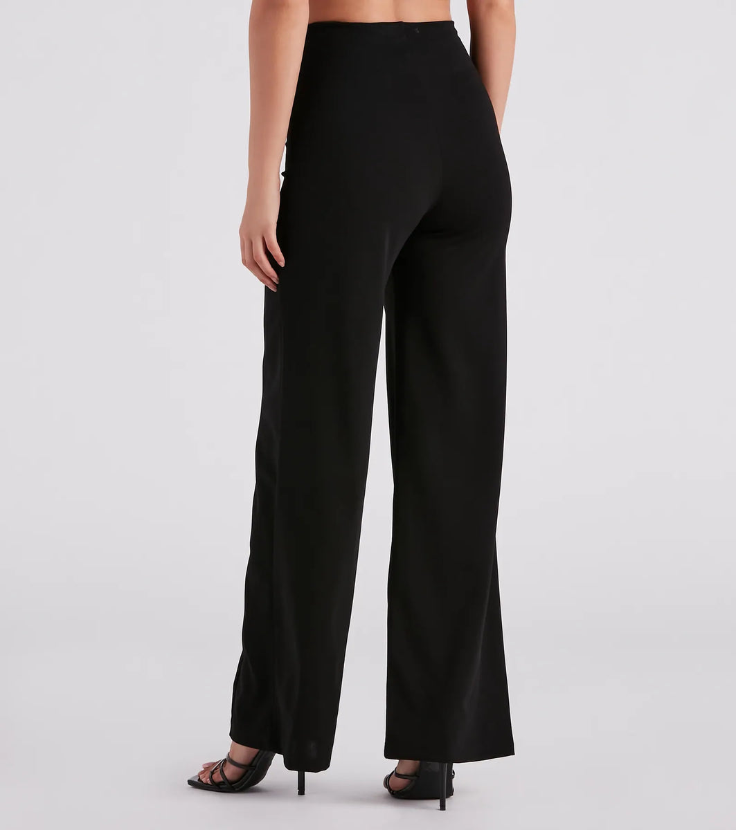 Sleek In Crepe Button Wide-Leg Pants & Windsor