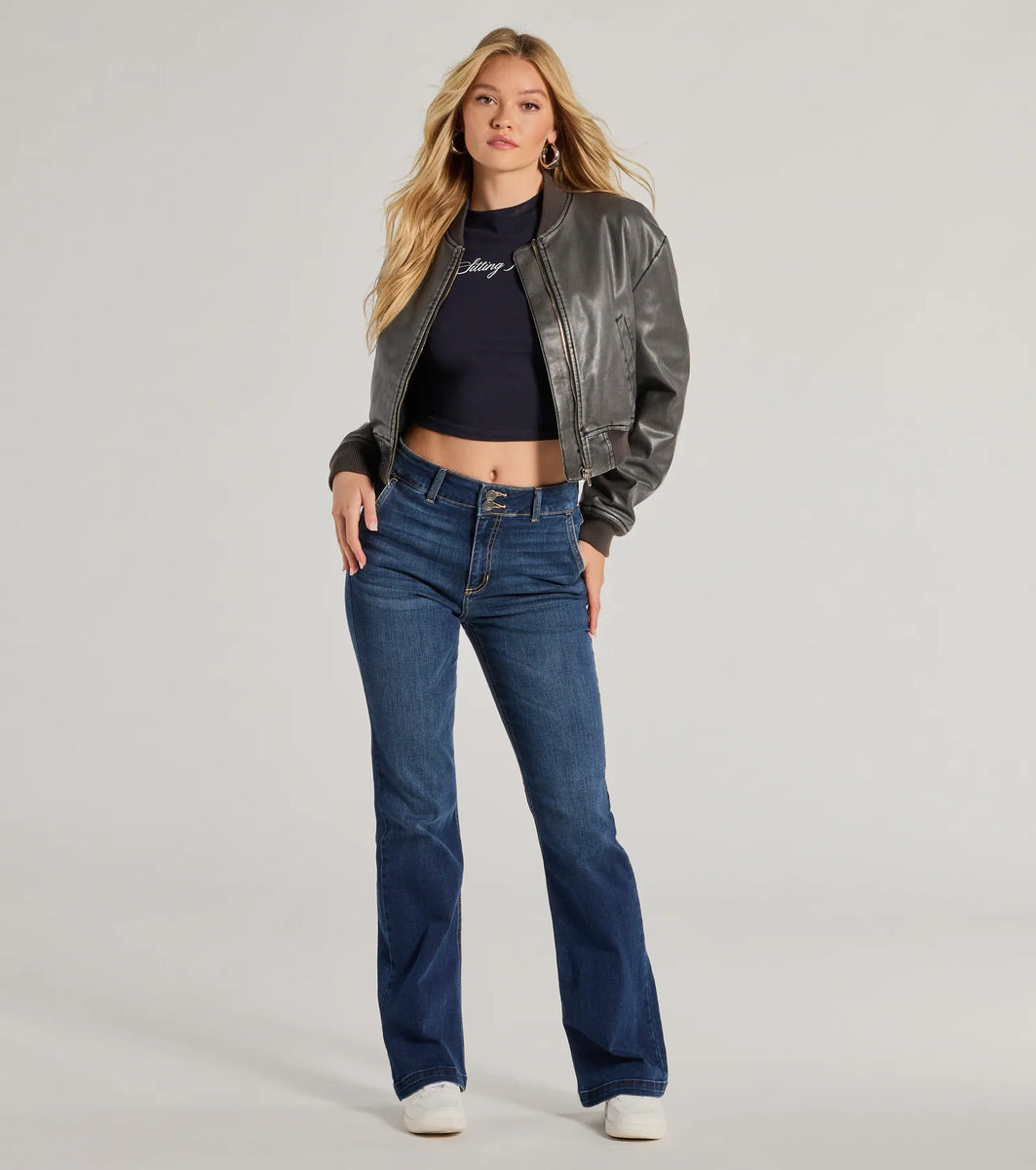 Effortless Staple High-Rise Bootcut Jeans & Windsor