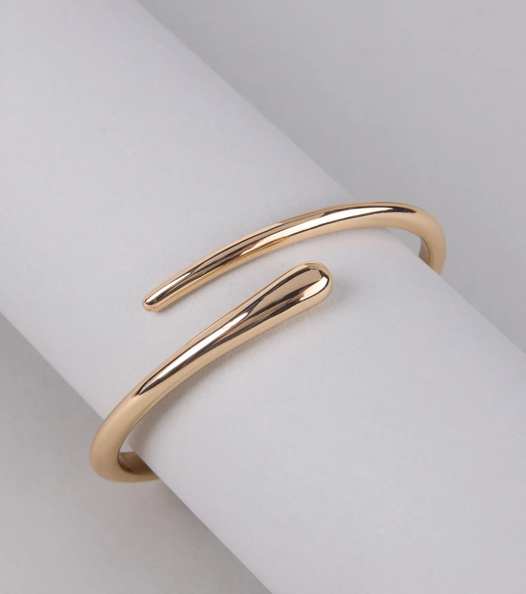 Low-Key Luxe Overlap Bracelet & Windsor