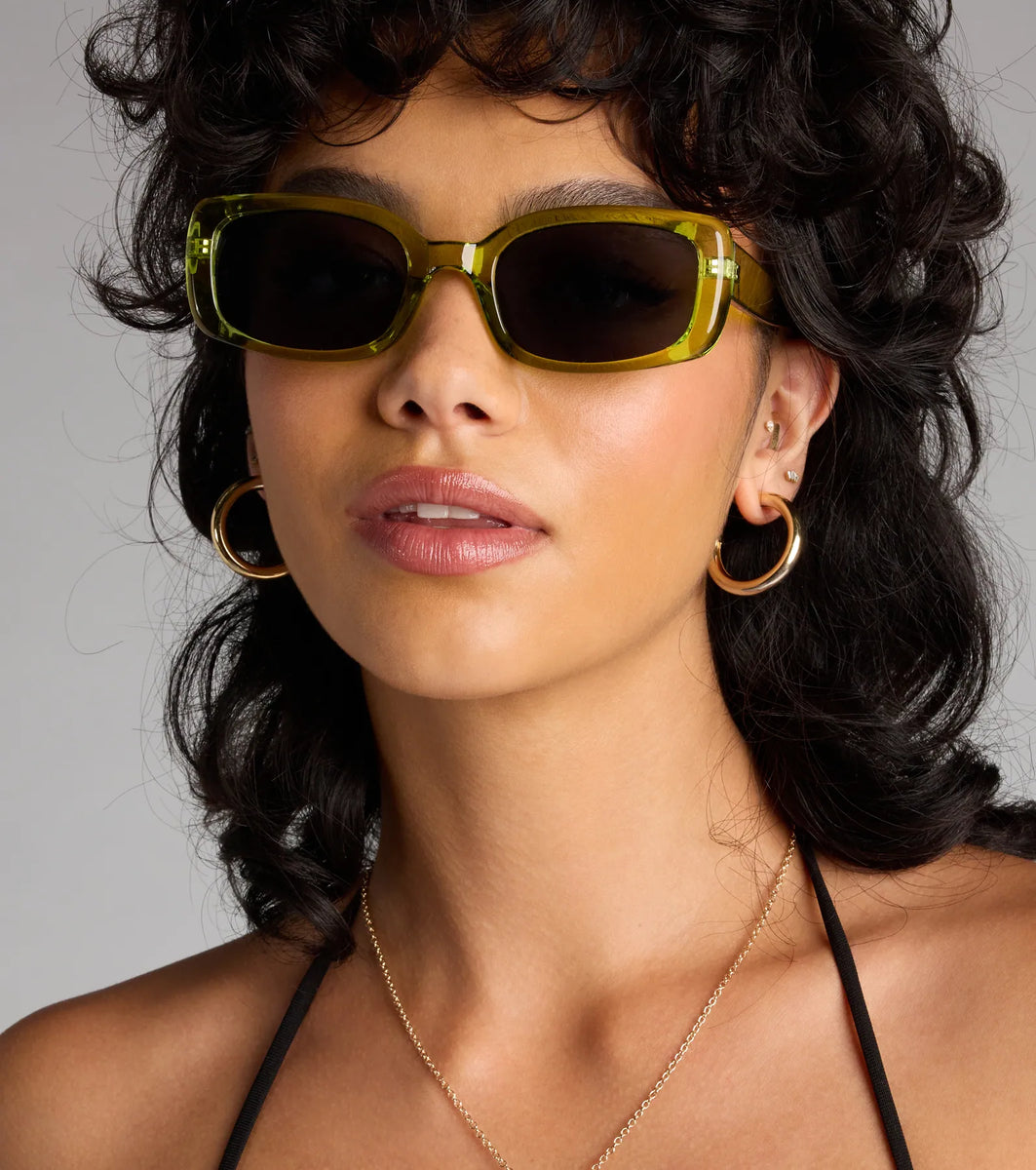 Trendsetting Frames Square Sunglasses & Windsor
