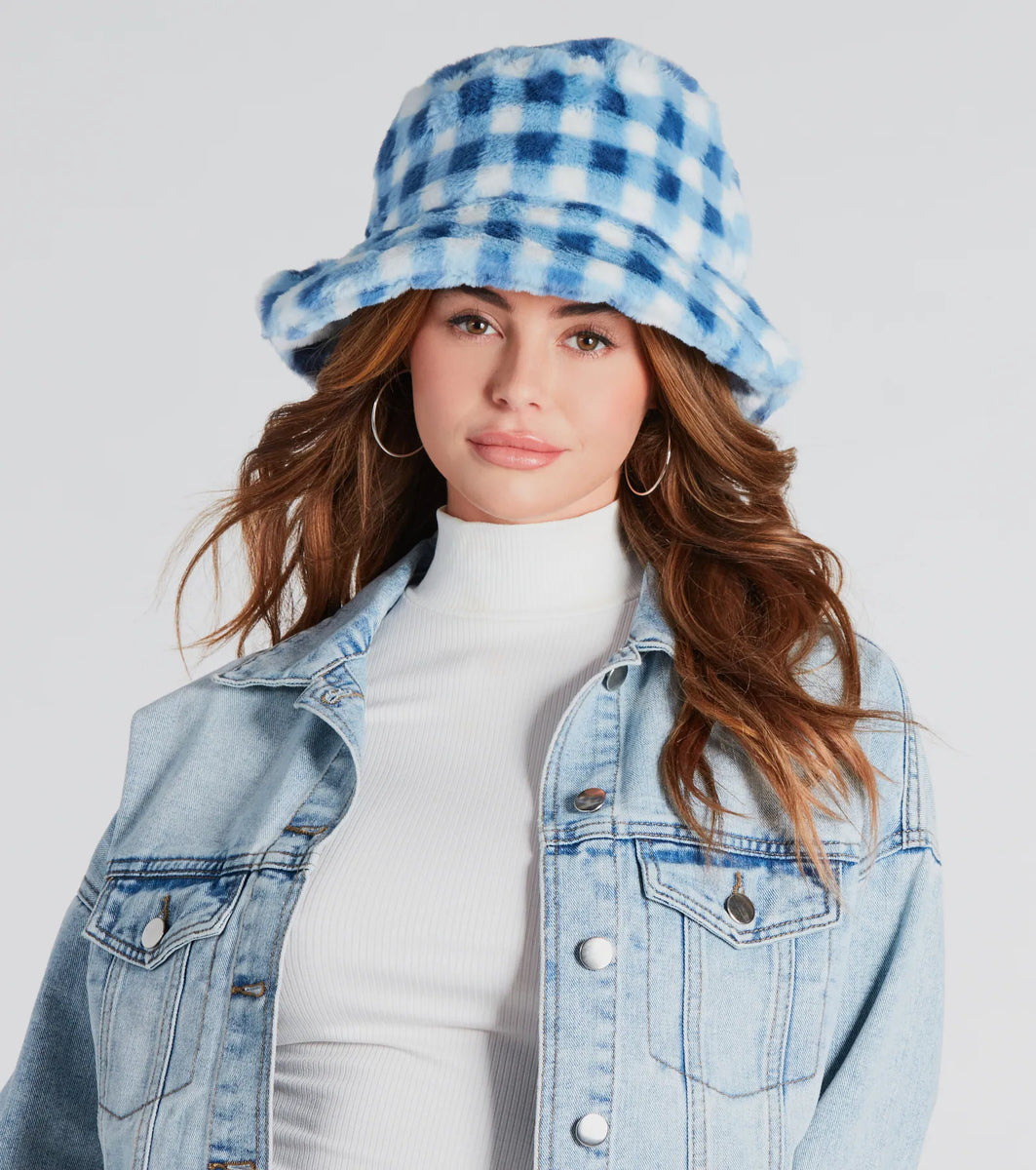 Chilly Days Gingham Faux Fur Bucket Hat & Windsor