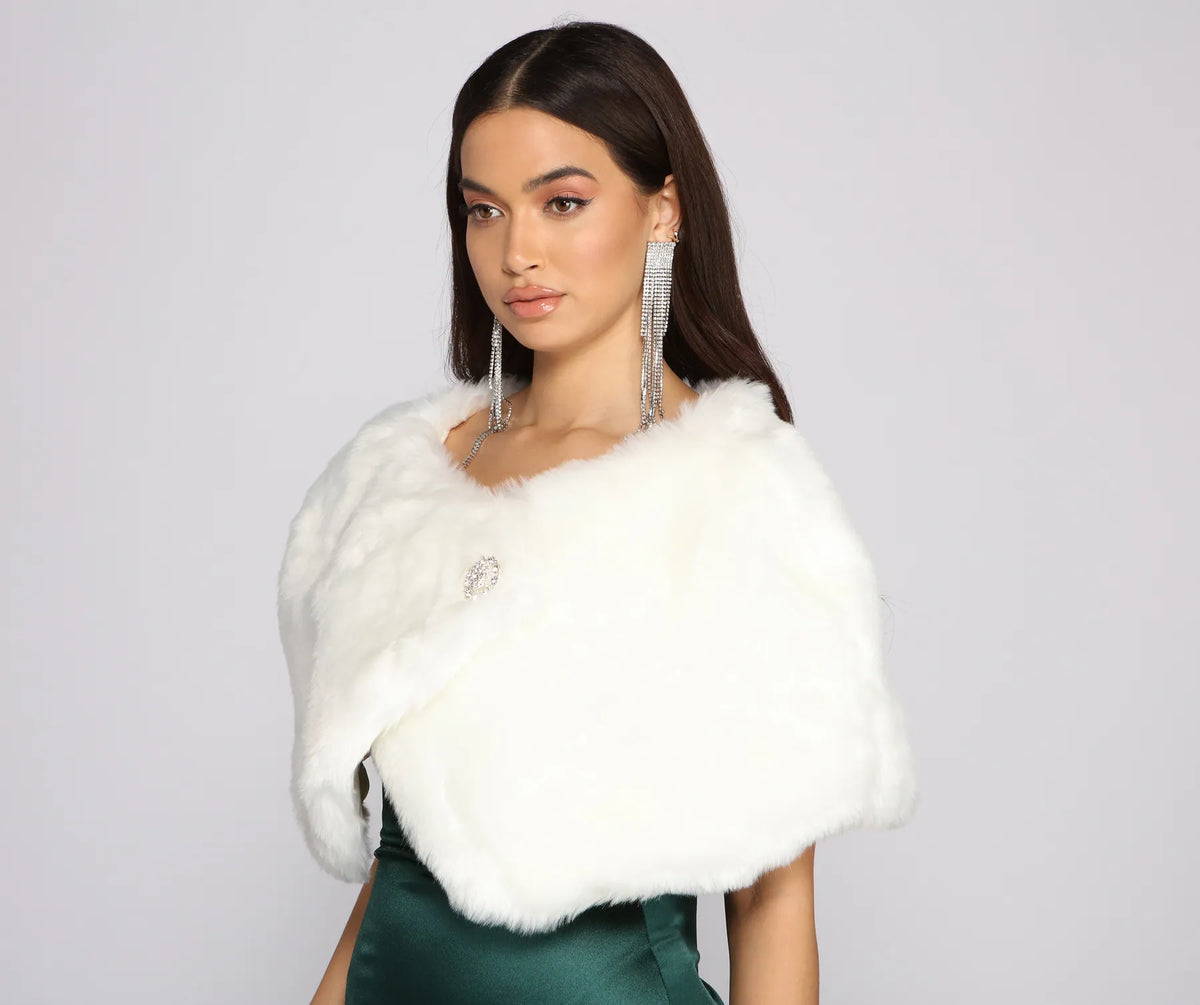 Luxe Life Faux Fur Shawl & Windsor