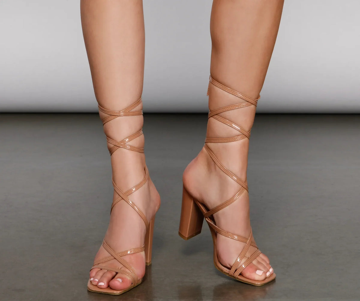 Classic Chic Lace-Up Heels & Windsor