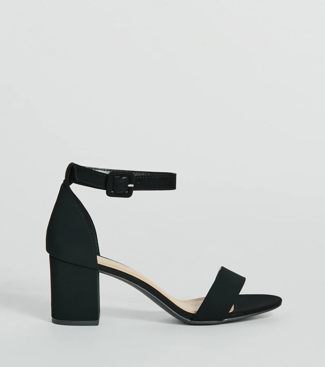 Classic Staple Nubuck Short-Block Heels & Windsor