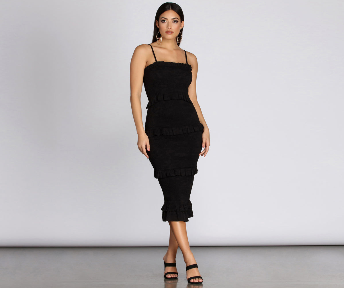 A Midi Moment Smocked Dress & Windsor