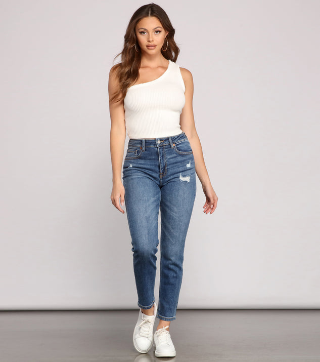 Effortlessly Edgy Crop Top & Windsor