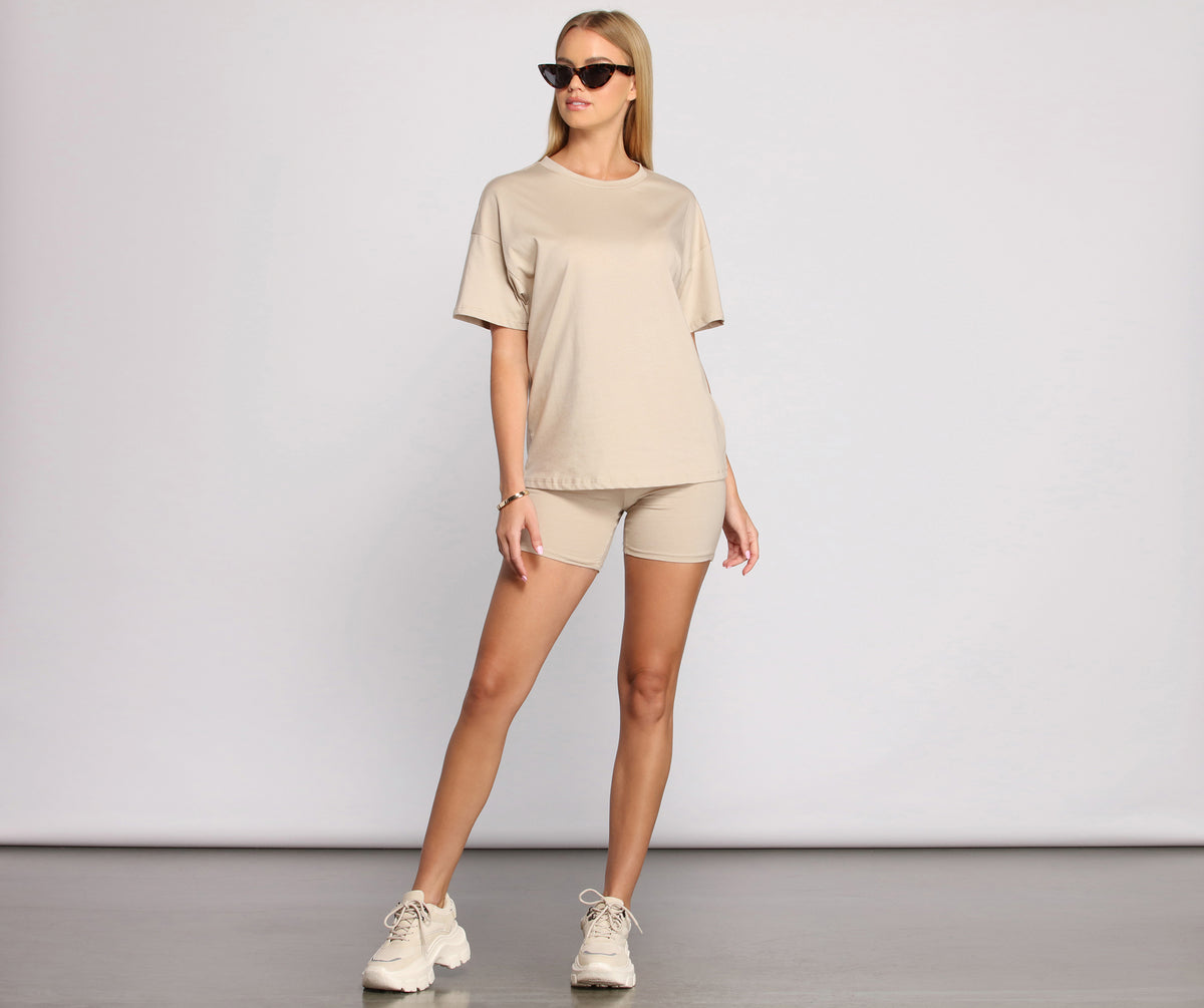 Feeling Basic Crew Neck Tee & Windsor