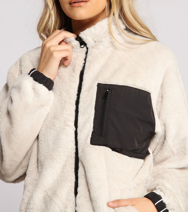 Trendy Nylon Faux Fur Reversible Jacket & Windsor