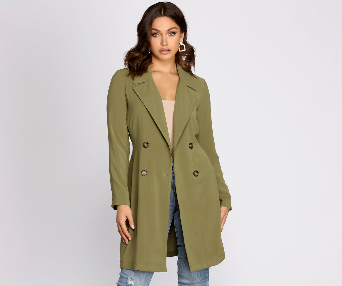 Cosmopolitan Chic Belted Trench Coat & Windsor
