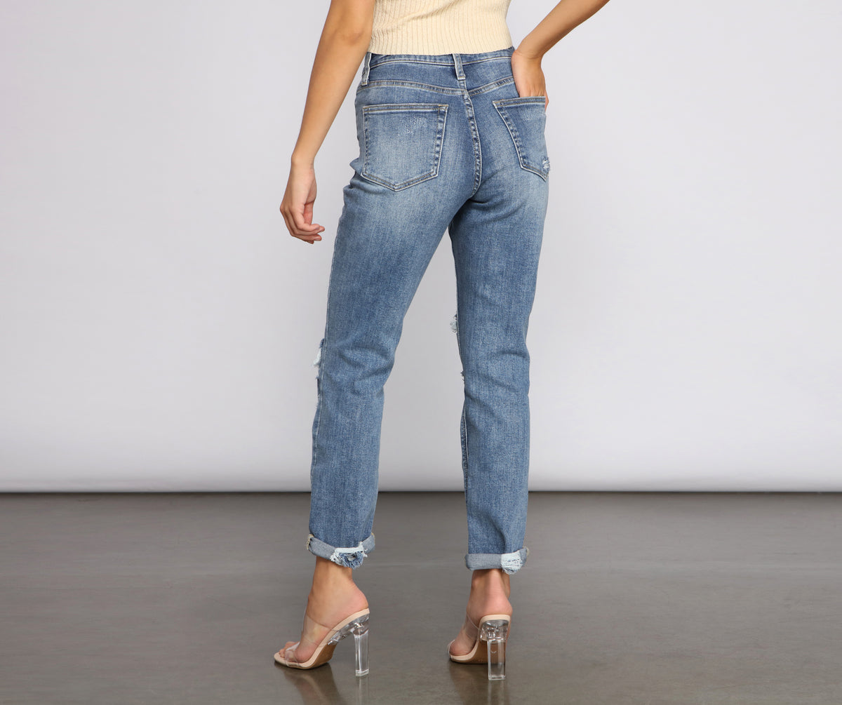 Amanda High Rise Destructed Boyfriend Jeans & Windsor