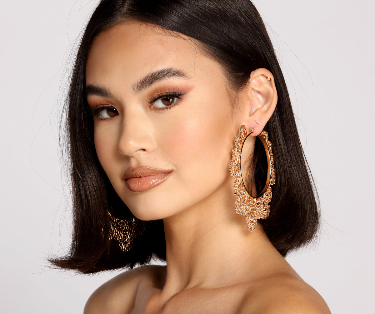 Feeling So Extra Filigree Large Hoops & Windsor