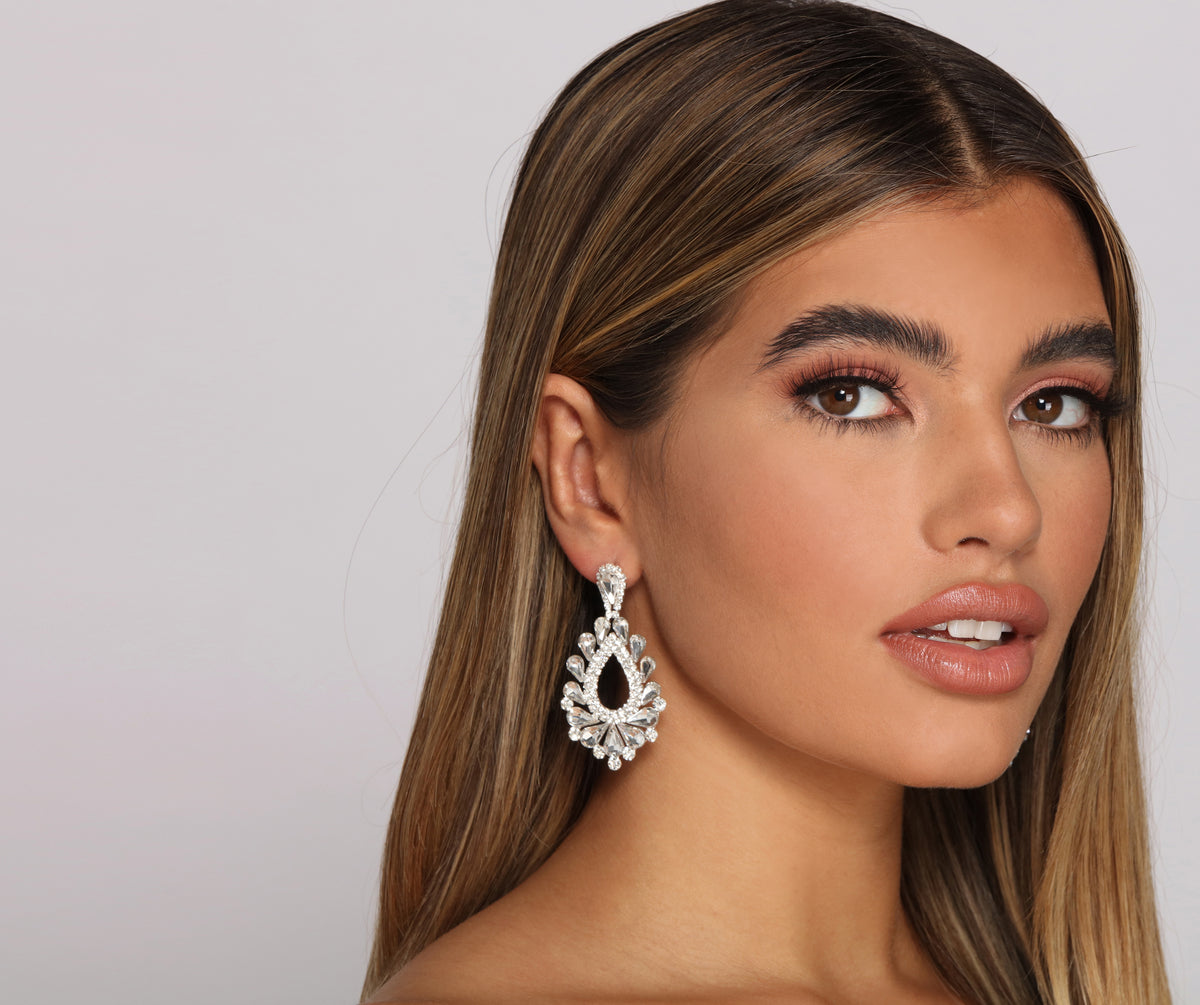 Glamorous Beauty Rhinestone Statement Earrings & Windsor