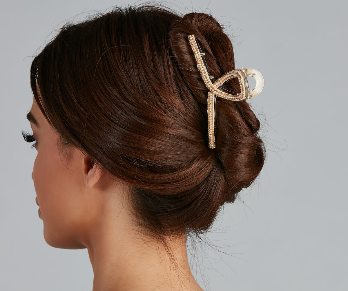Make It Chic Pearl Hair Claw Clips & Windsor