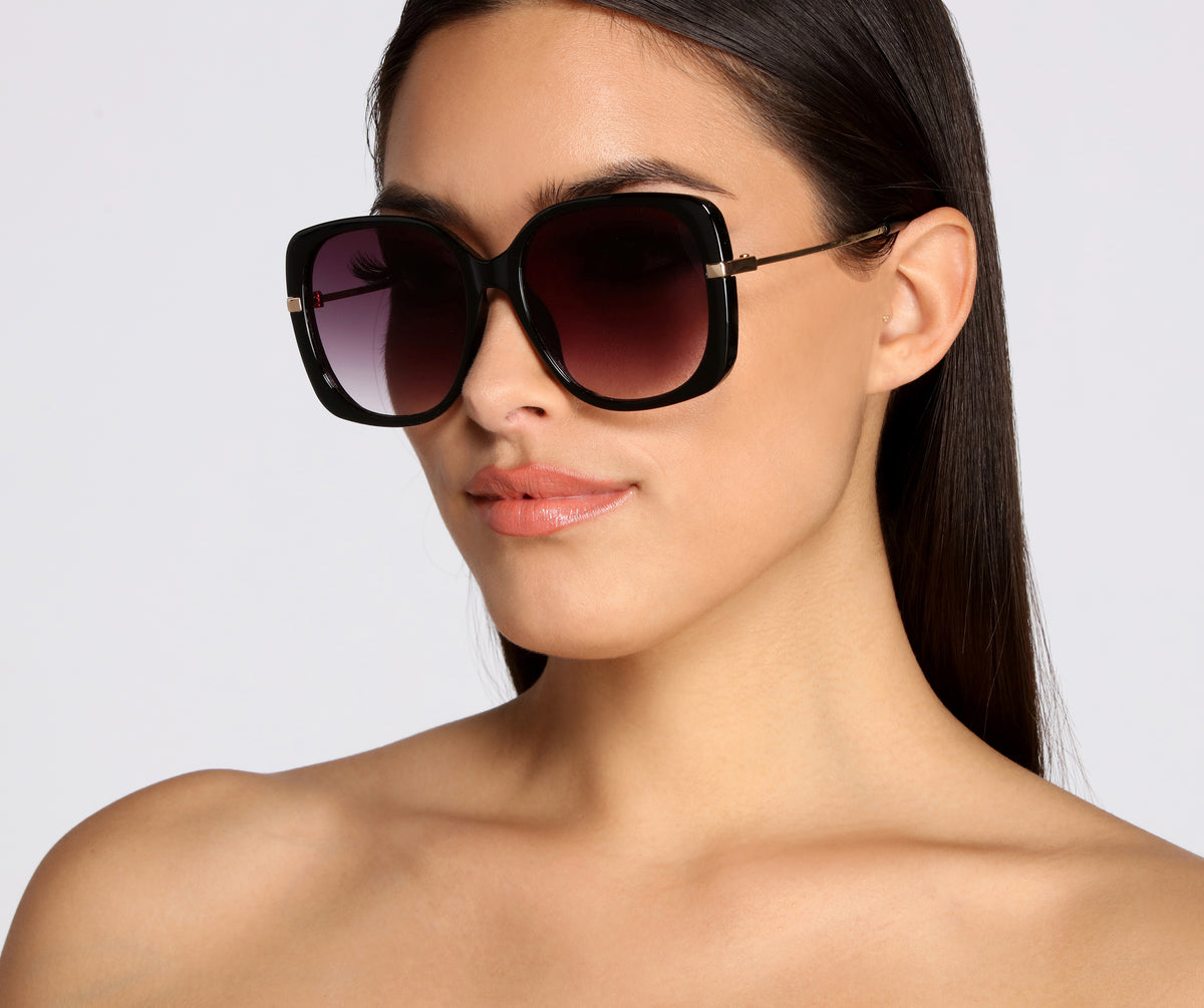Diva Alert Sunglasses & Windsor