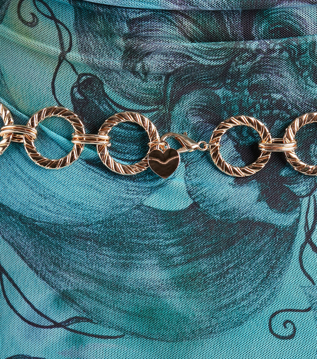 Trendsetting Glam O-Ring Chain Belt & Windsor