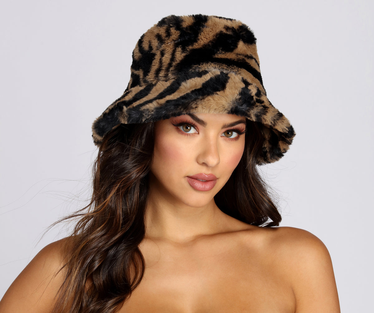 Fur Tiger Bucket Hat & Windsor