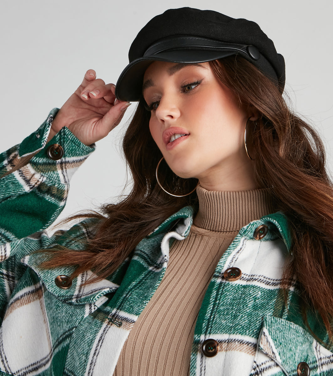 Downtown Chic Faux Leather Cabbie Hat & Windsor