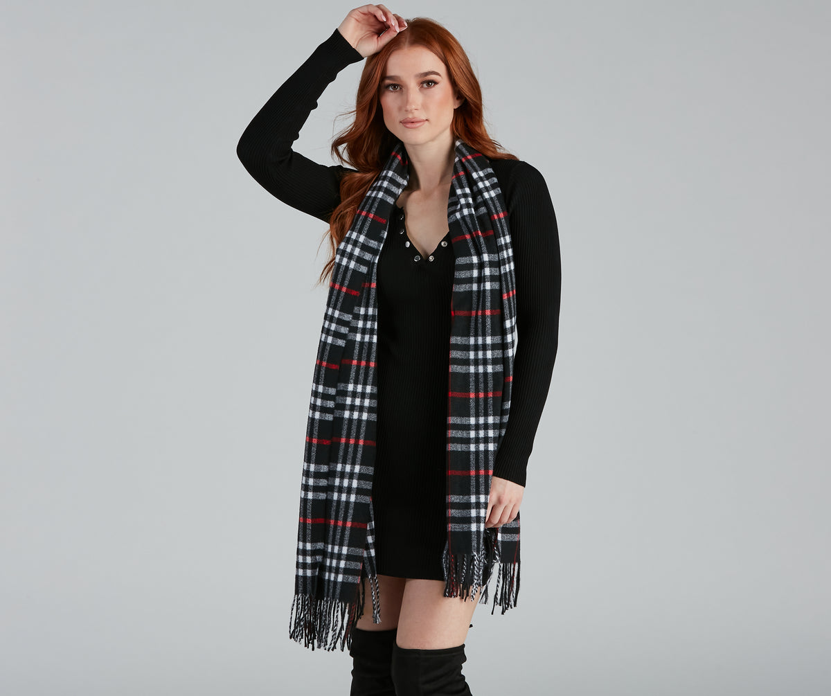 Country Roads Plaid Fringe Scarf & Windsor