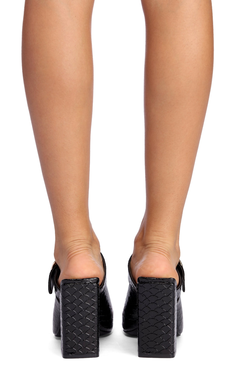 Textured Slide On Booties & Windsor