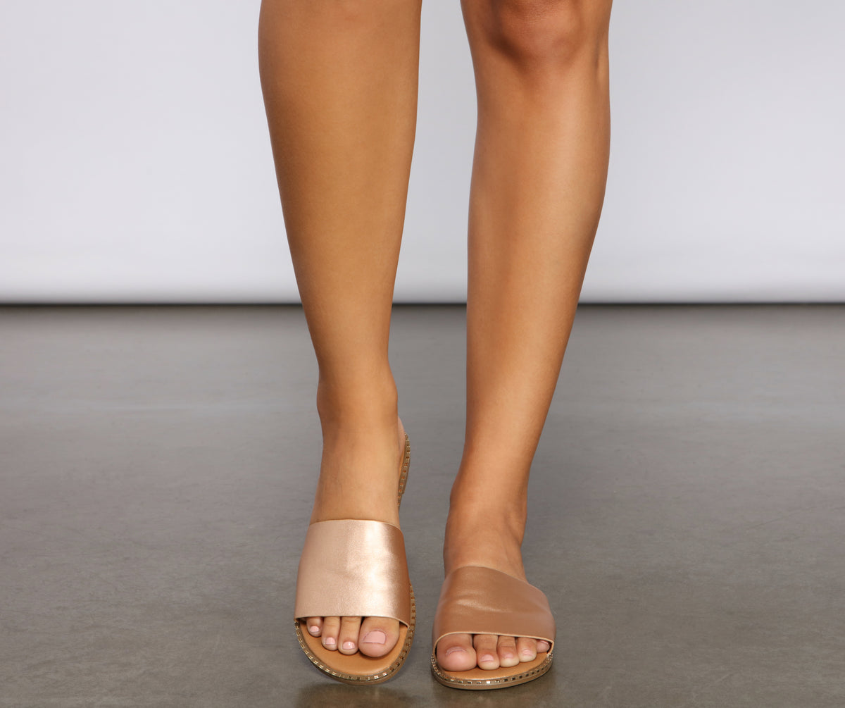 Fun in the Sun Single Band Sandals & Windsor